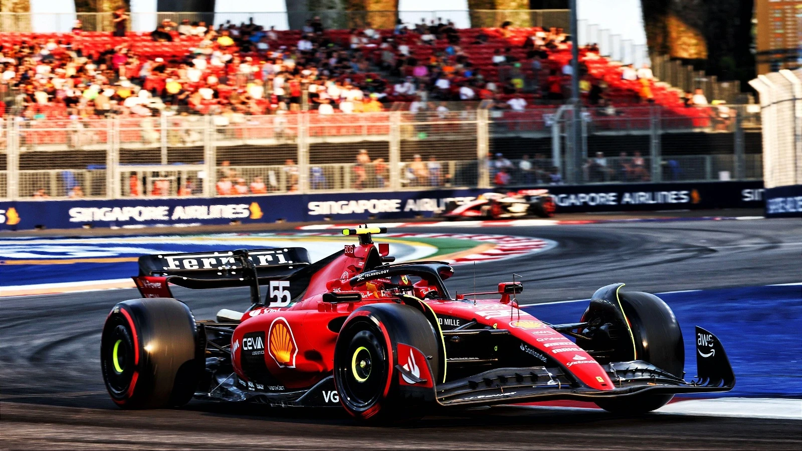 Carlos Sainz quickest as Max Verstappen struggles in second Singapore GP practice session