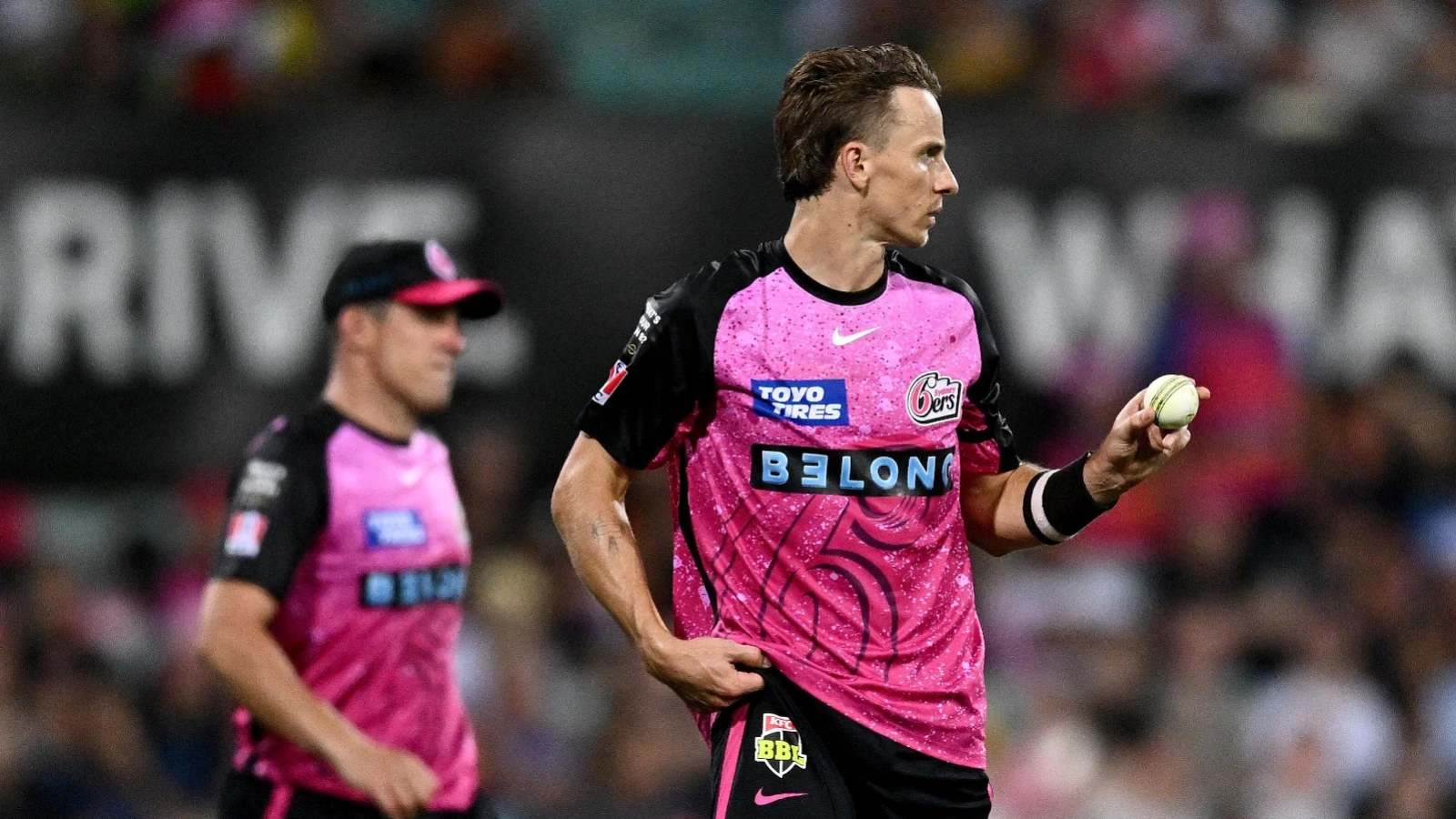 BBL: England's Tom Curran slapped with four match ban for intimidating ...