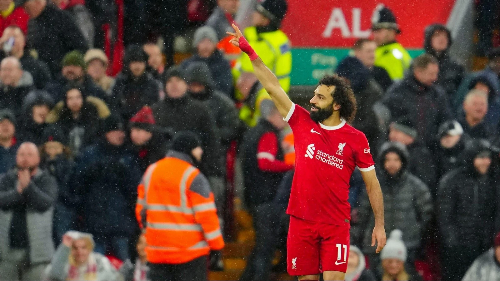 Mohamed Salah's inspirational display fuels Liverpool belief in Premier ...