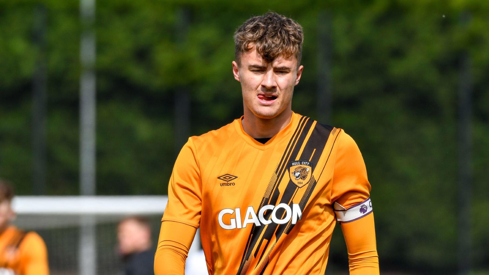 Leeds United and Leicester City among Premier League clubs targeting ...