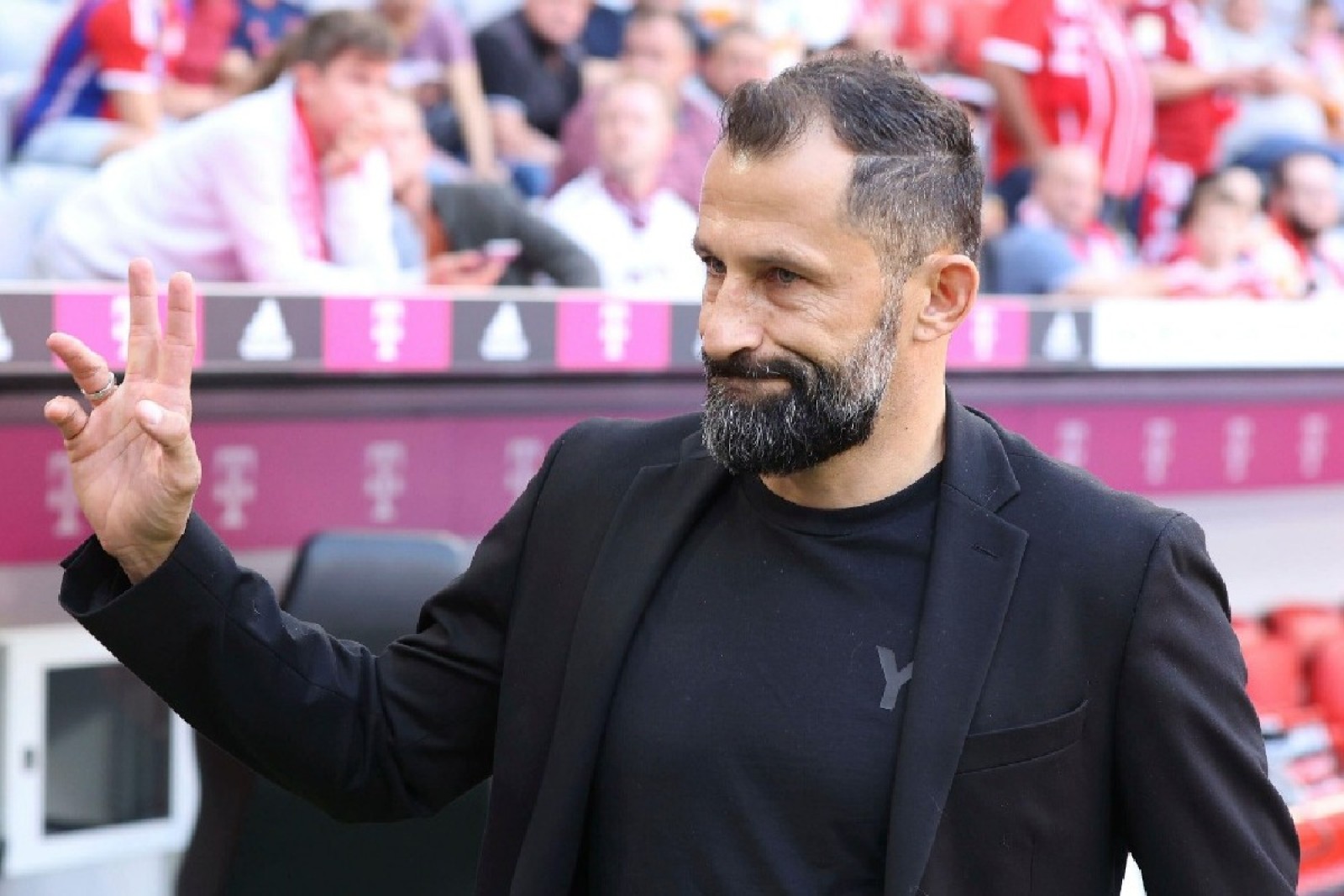 Bundesliga giants Bayern Munich will sign players during January ...