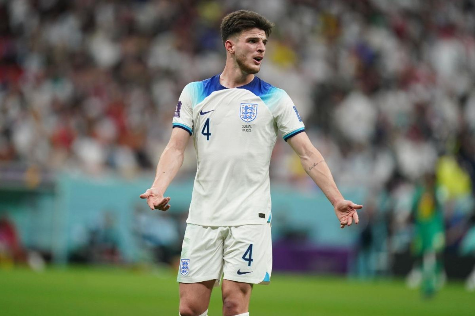 England: Declan Rice misses training as Three Lions prepare for World ...