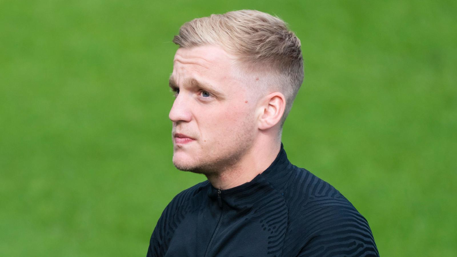 Donny van de Beek is considering his options as he eyes the Manchester ...