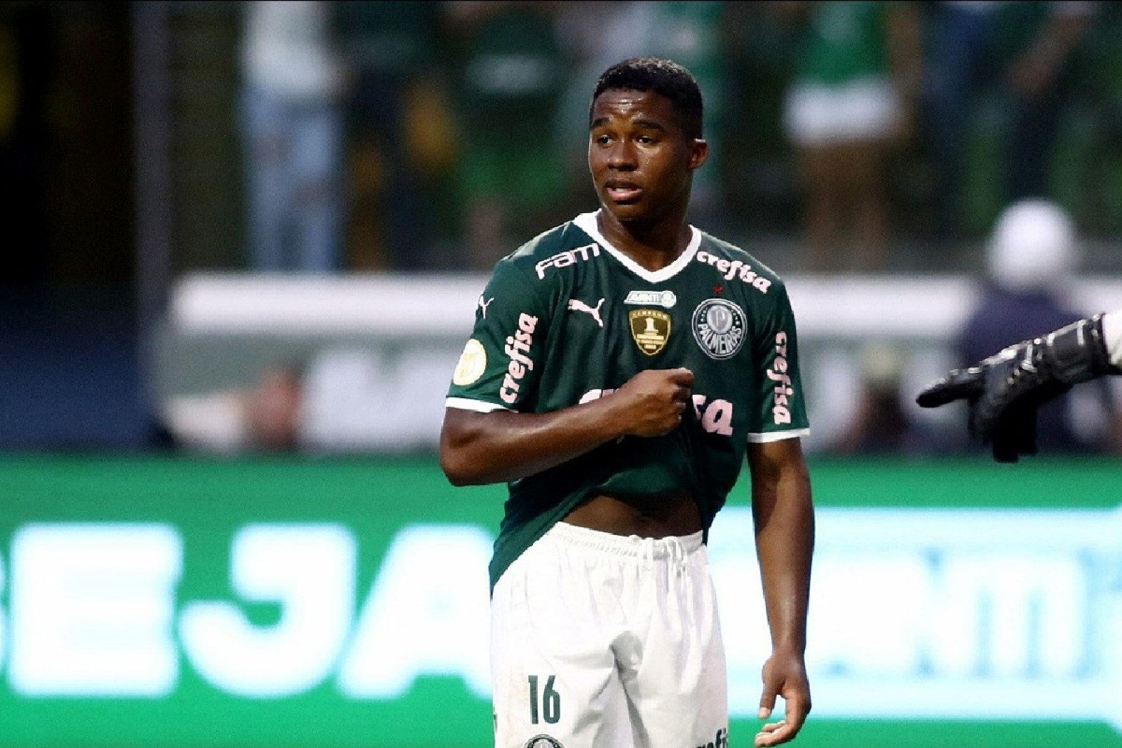 Real Madrid officials travel to Brazil to convince teenage sensation ...