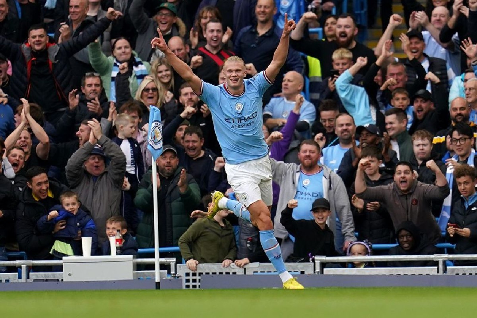 Erling Haaland comes off the bench to score last-gasp penalty as 10-man ...