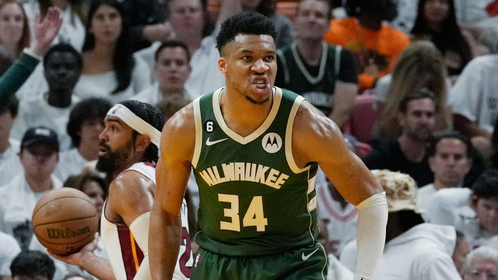 NBA: Giannis Antetokounmpo lashes out at reporters after shock ...