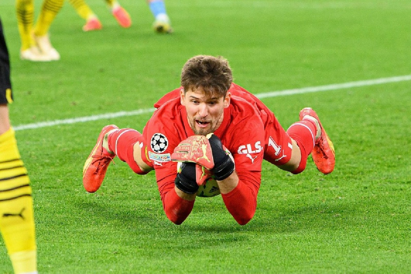 Coach Edin Terzic credits Gregor Kobel for saving Borussia Dortmund ...