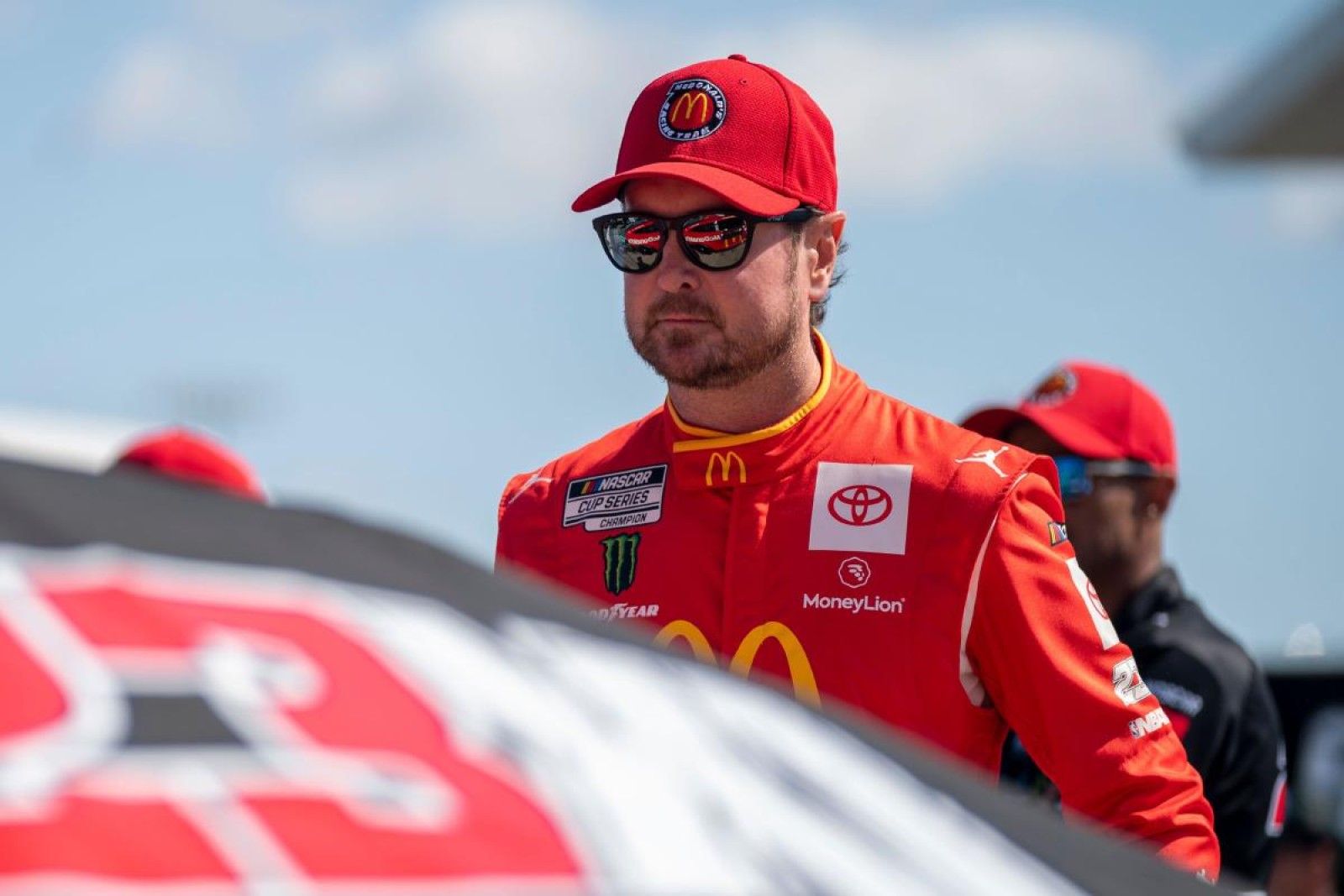 NASCAR news: Inspired Kurt Busch picks up win in Kansas for Michael ...