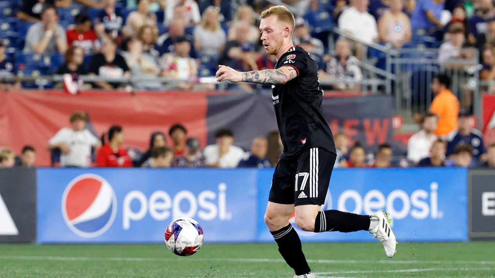 Leeds United transfer news: Ethan Ampadu, Emmanuel Dennis and Lewis O ...