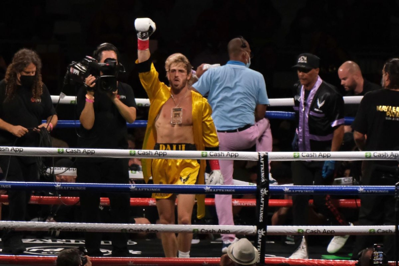 Are social media stars such as Jake Paul earning more than professional ...