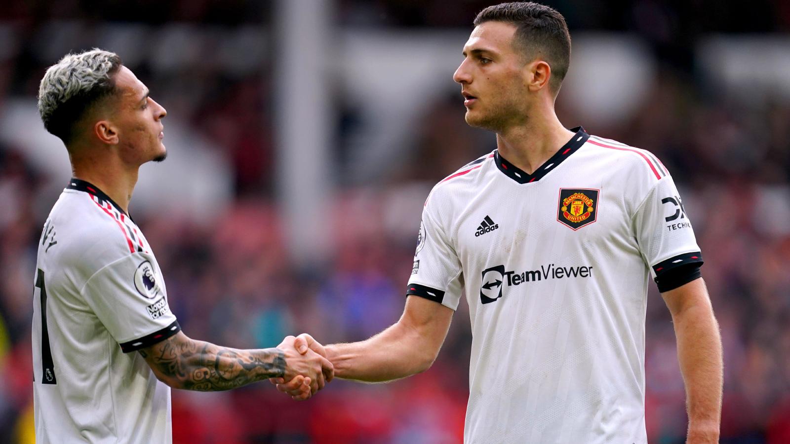 Antony and Dalot goals help impressive Manchester United chop down ...