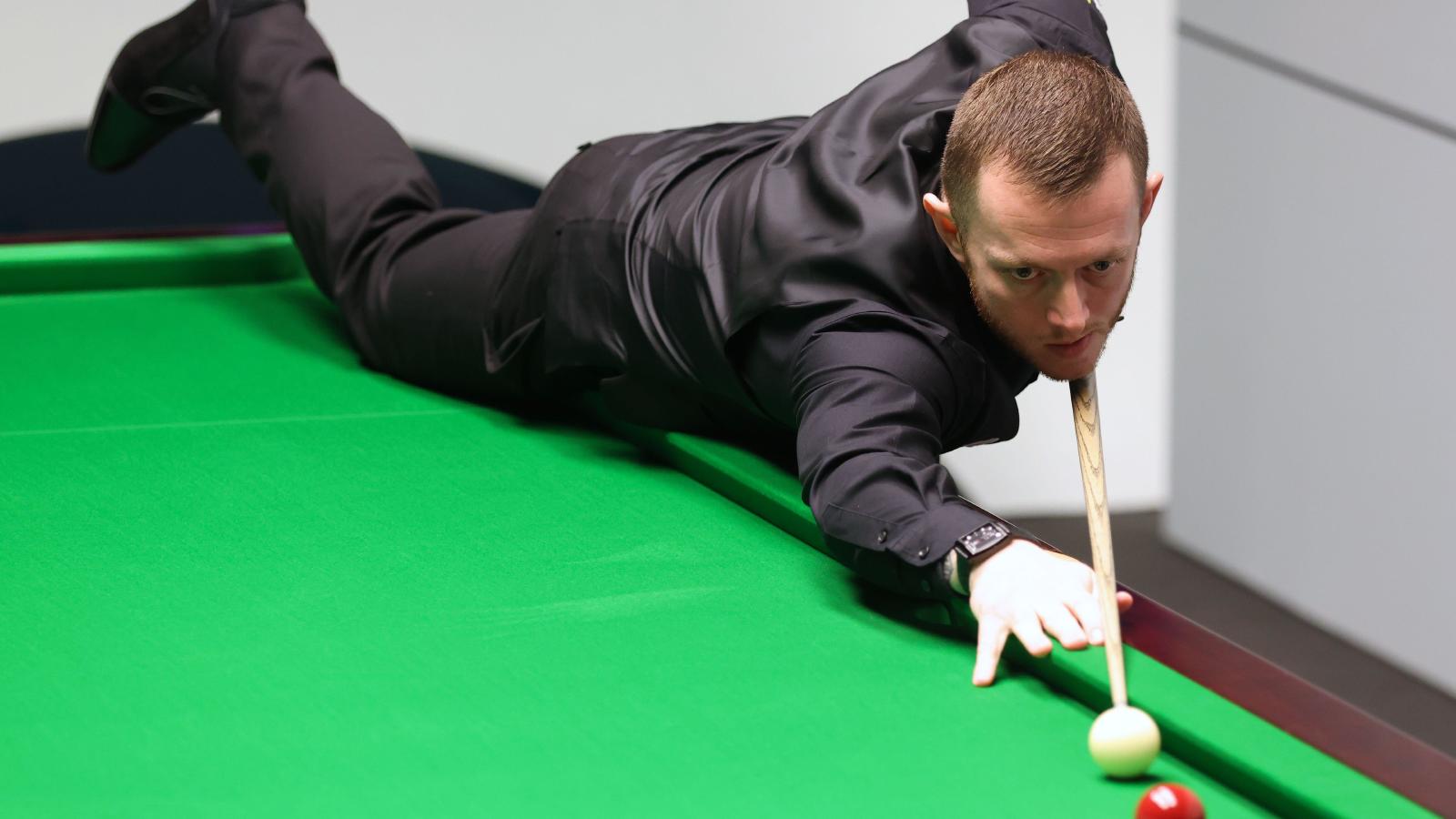 Mark Allen demolishes Stuart Bingham to advance to World Snooker ...