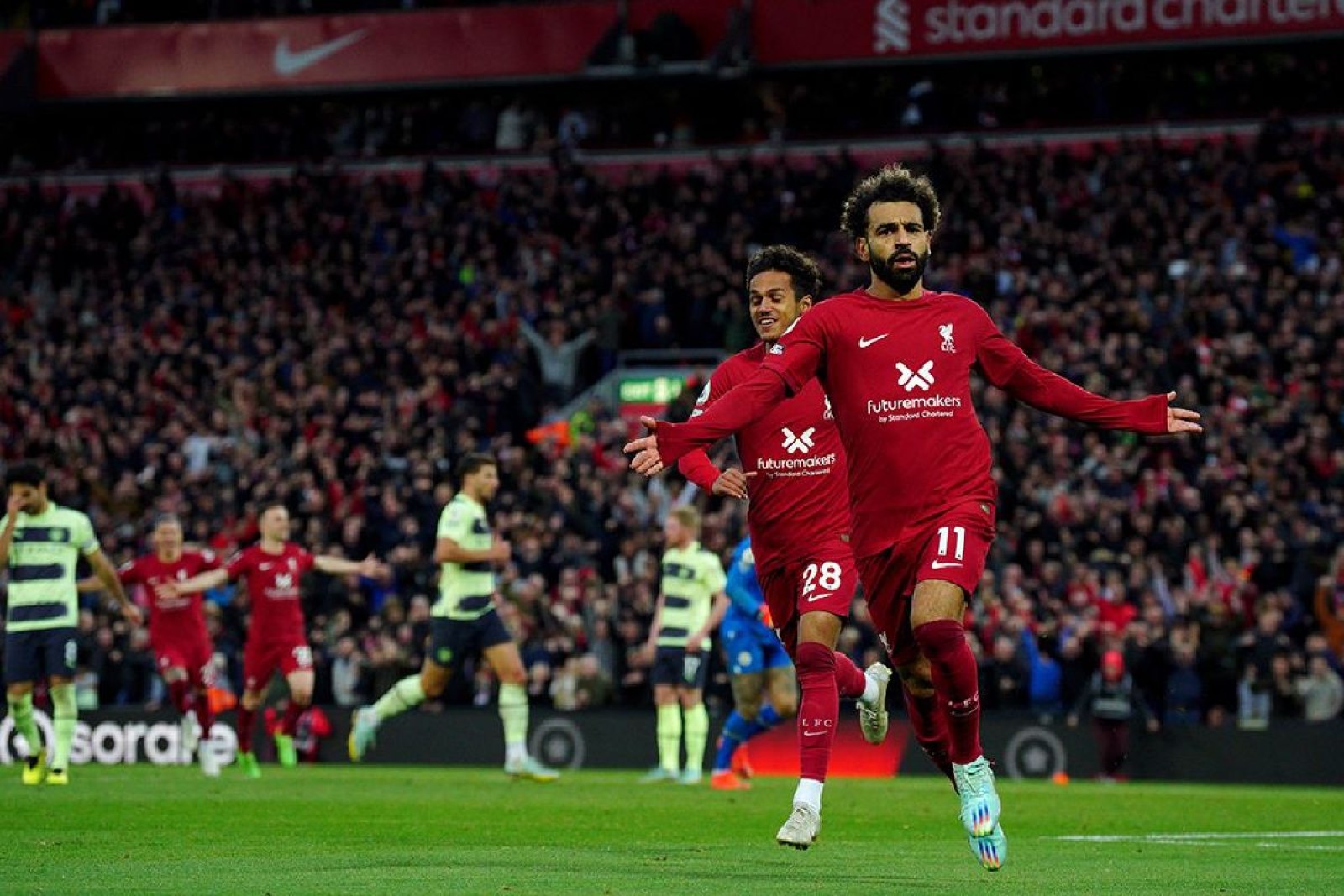 Liverpool reignite season as Mohamed Salah strike sinks Manchester City ...