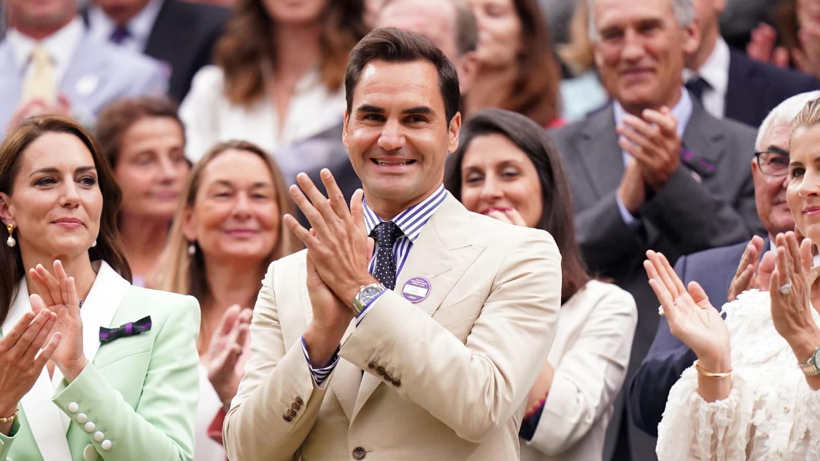 Centre Court welcomes Roger Federer to celebrate his Wimbledon ...