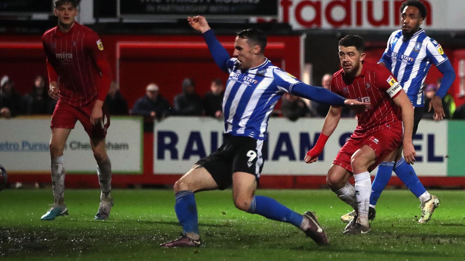 Sheffield Wednesday avoid third straight defeat as Lee Gregory salvages ...