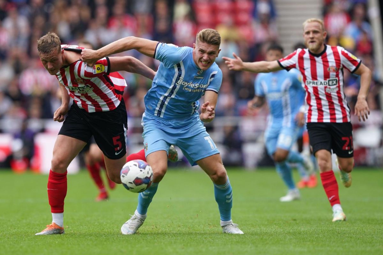 Sunderland lose Jewison Bennette and Dan Ballard to injuries sustained ...
