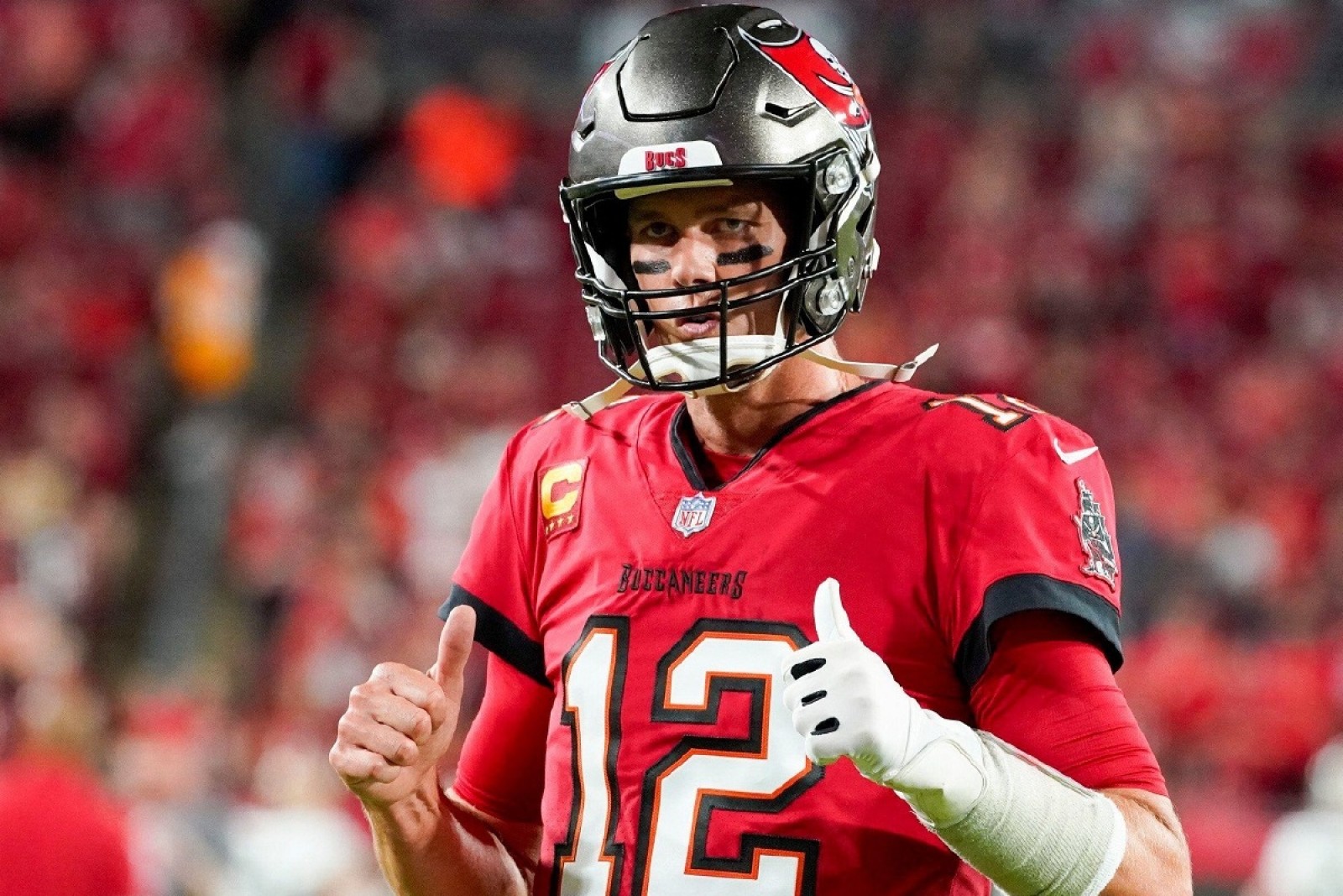 Quarterback Tom Brady becomes first player in history to throw 100,000 ...