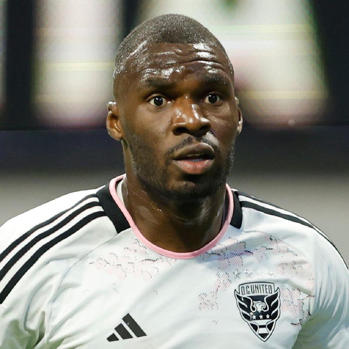 Christian Benteke Profile | PlanetSport
